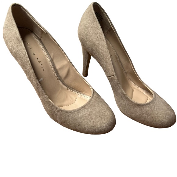 Kelly & Katie | Shoes | Kelly Katie Larissa Tan Close Toe 4 Inch Heals ...